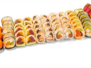 Warszawa: Sushi Roll Bistro z dostawą na terenie miasta | Glovo