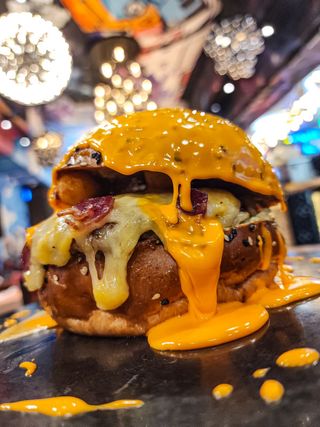 Livrare The Burgr Factory în București | Glovo