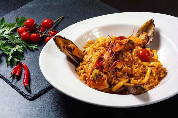 Доставка от IL CALCIO by Mr. VAL в гр. Букурещ | Glovo